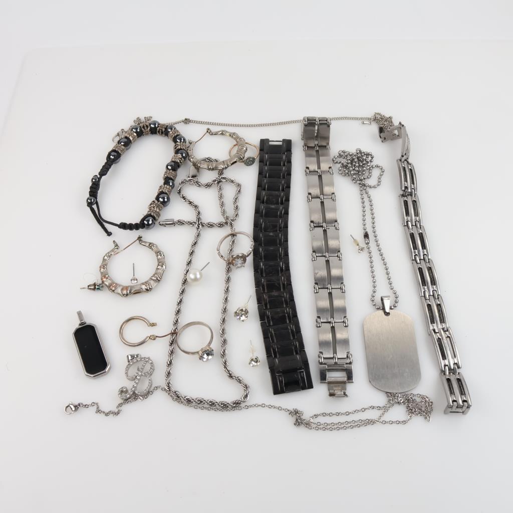 Mixed Jewelry, 14+ Pieces | Property Room