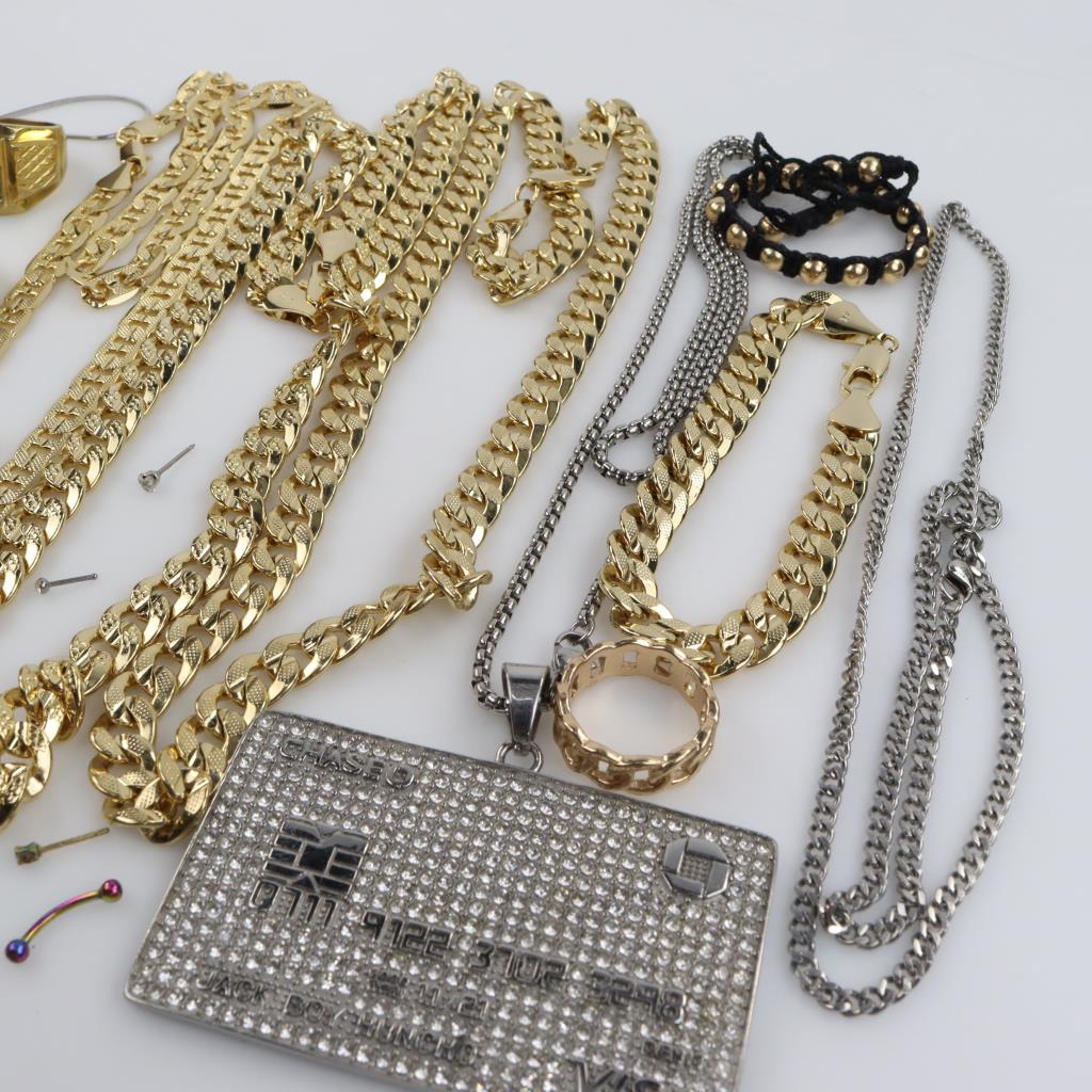 Mixed Jewelry, 17+ Pieces | Property Room
