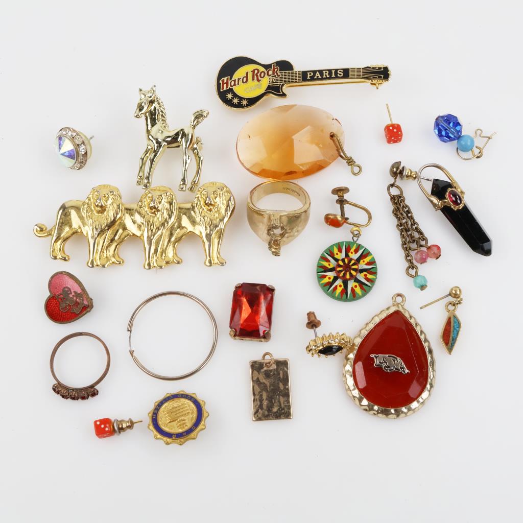 Mixed Jewelry, 17+ Pieces | Property Room