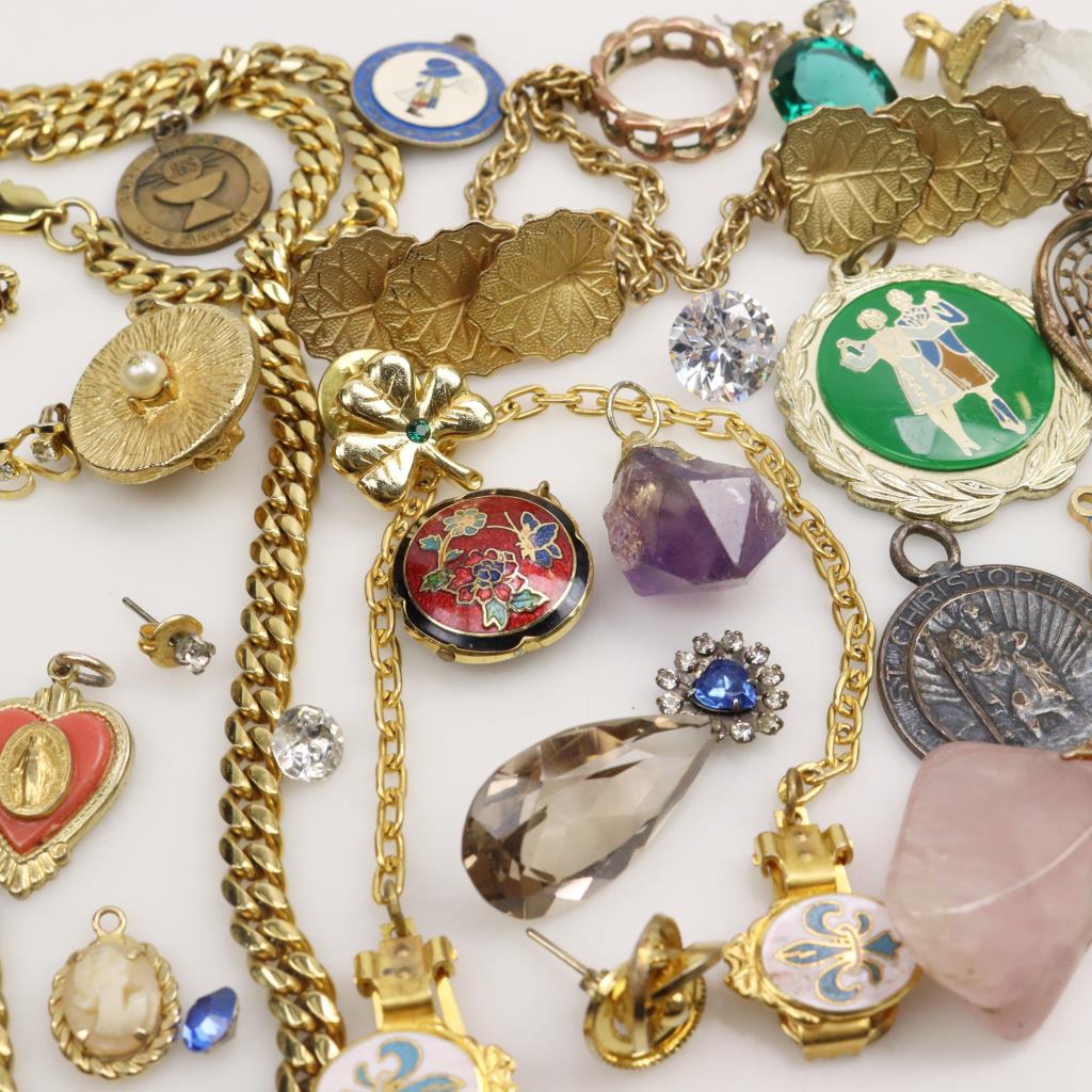 Mixed Jewelry, 32+ Pieces | Property Room