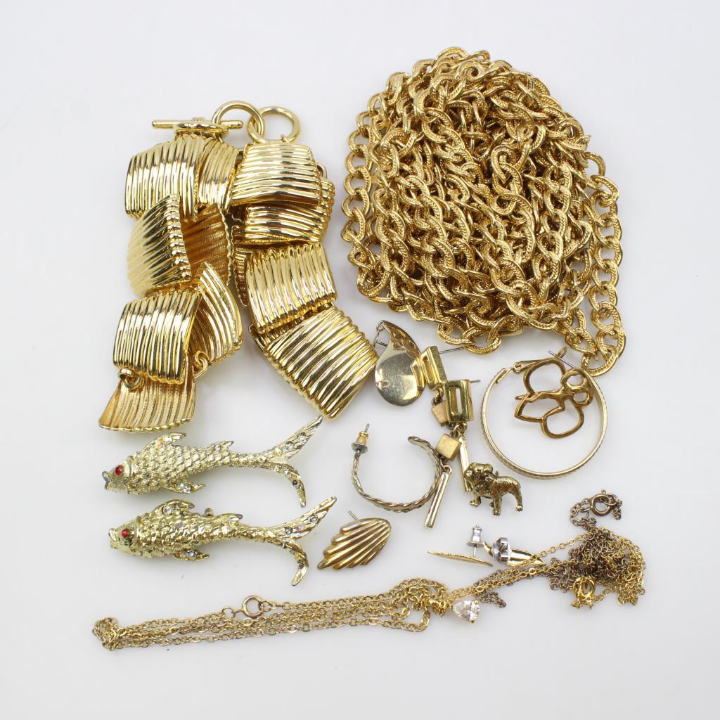 Mixed Jewelry, 8+ Pieces | Property Room