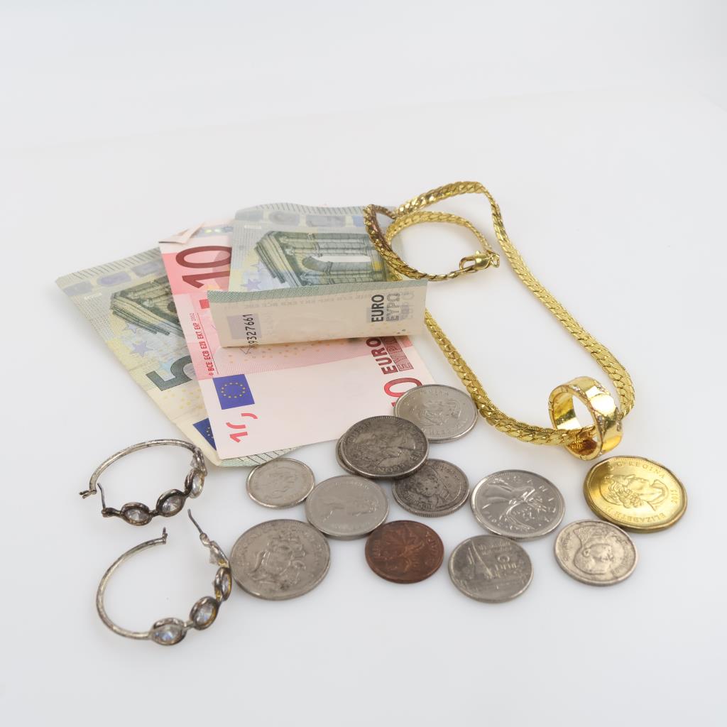 Mixed Jewelry And Foreign Currency, 16+ Pieces | Property Room