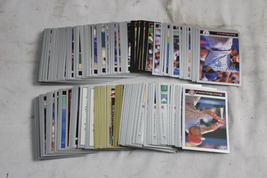 MLB Baseball Cards, 1992, 100+ | Property Room