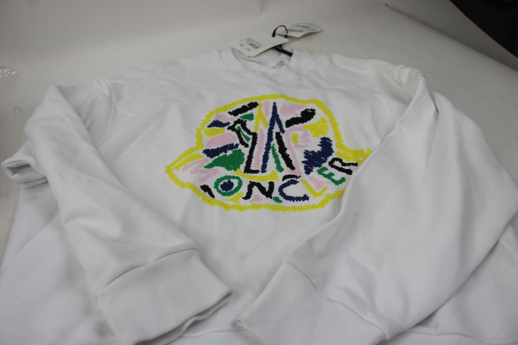 Mocler Sweater, Size Medium, 1 Piece Count | Property Room