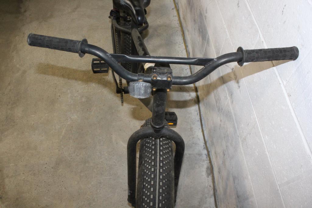 Mongoose Beast Mountain Bike | Property Room