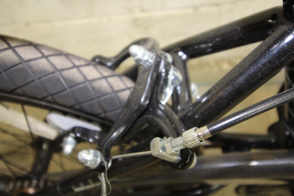 Mongoose Data 1.3 BMX Bike | Property Room