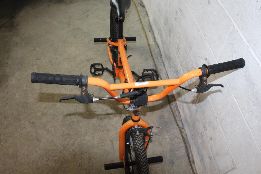 Mongoose Data X2 BMX Bike | Property Room