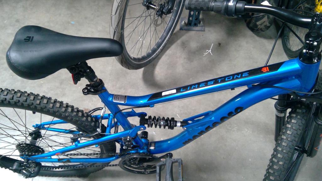 Mongoose Limestone 26 Inch Mountain Bike | Property Room