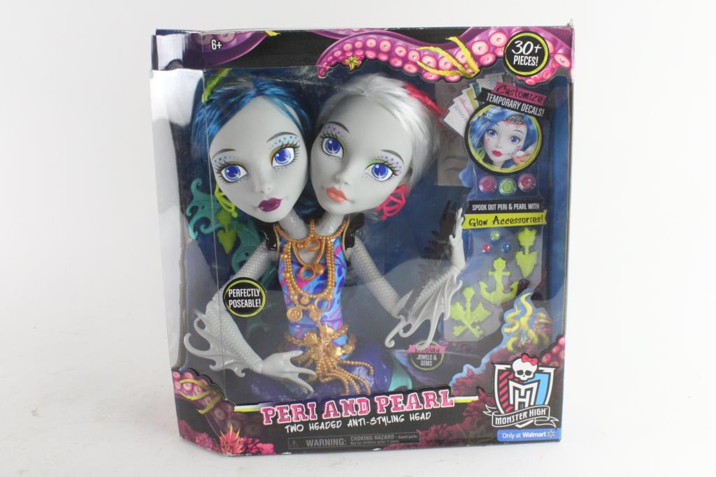 Monster High Peri And Pearl Two Headed Anti-Styling Head | Property Room