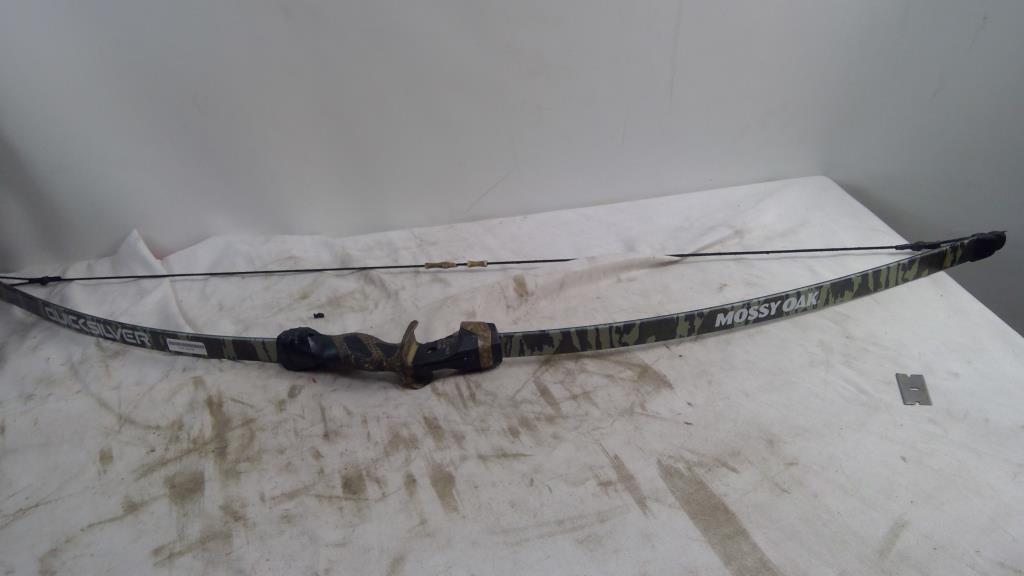 Mossy Oak Bow | Property Room