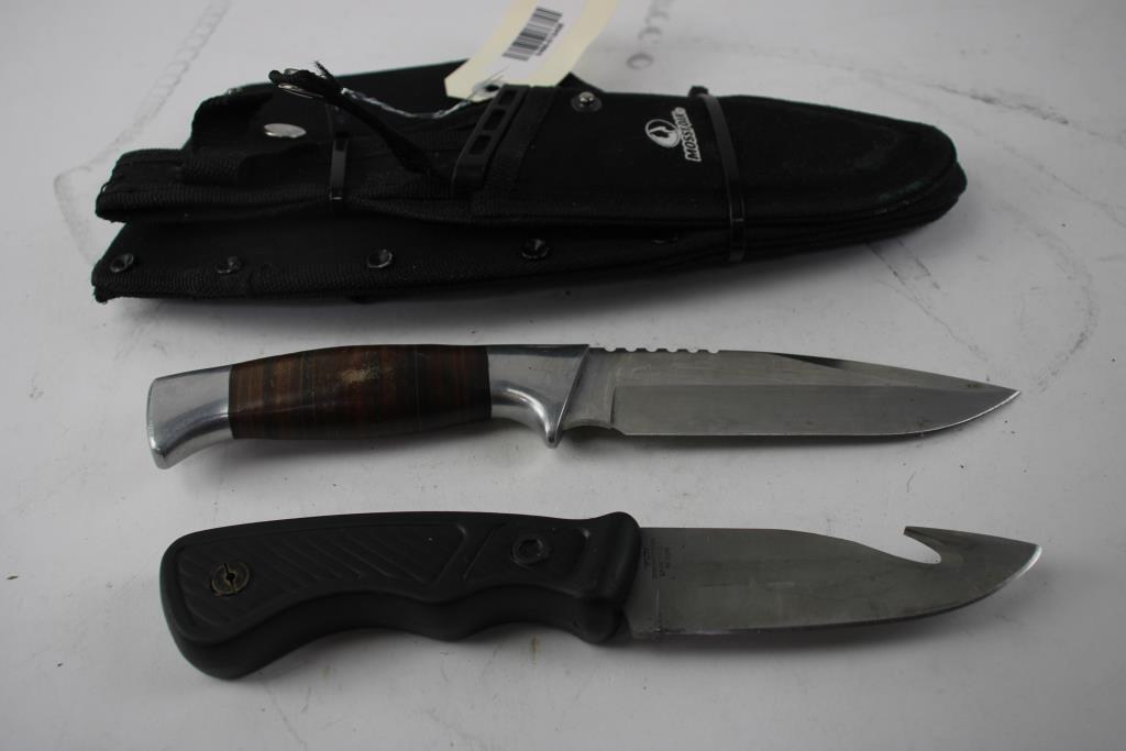 Mossy Oak Knife, Maxam Knife, 2 Pieces | Property Room
