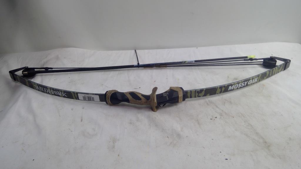 Mossy Oak Wild Hawk Bow | Property Room