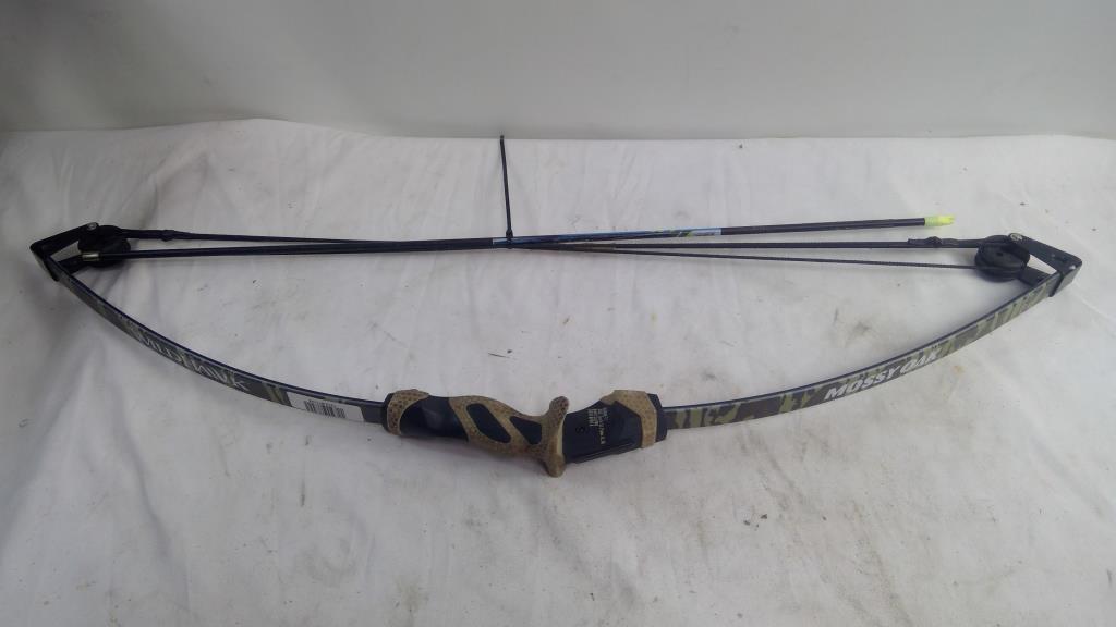 Mossy Oak Wild Hawk Bow | Property Room