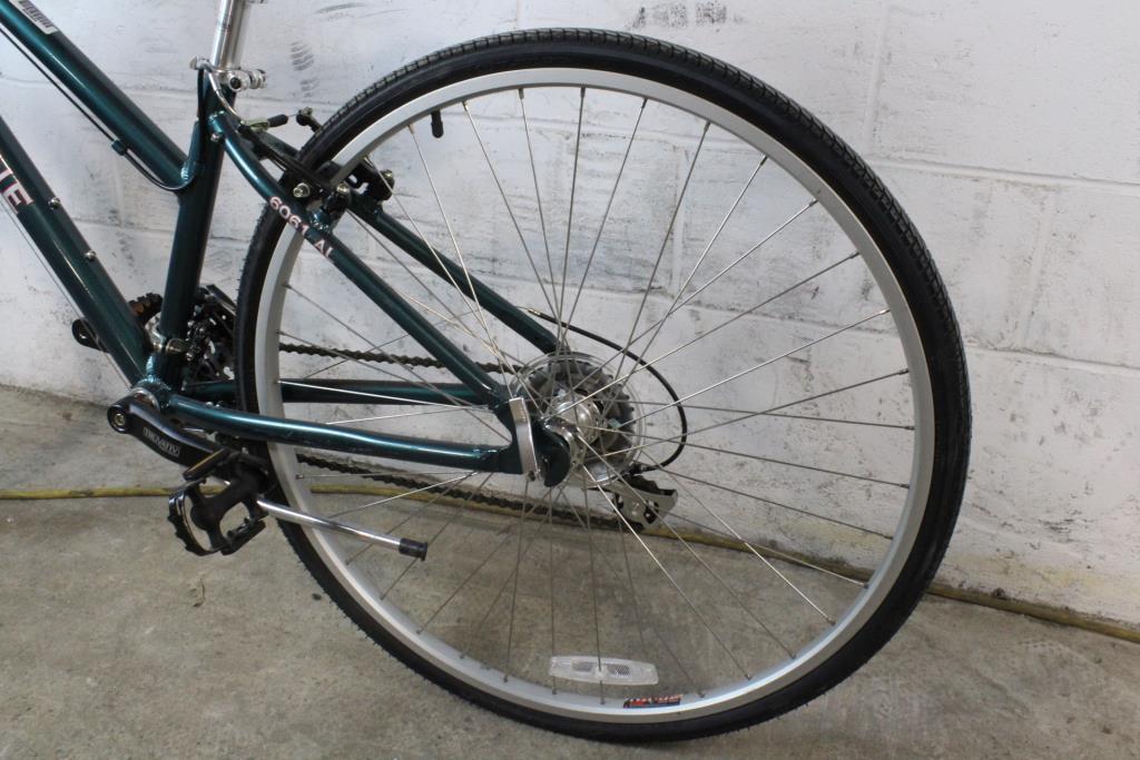 Motobecane Womens Hybrid Bike | Property Room