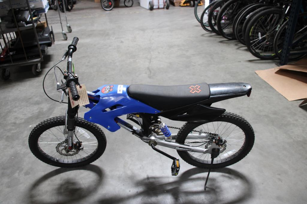 Motobike Motorcycle | Property Room