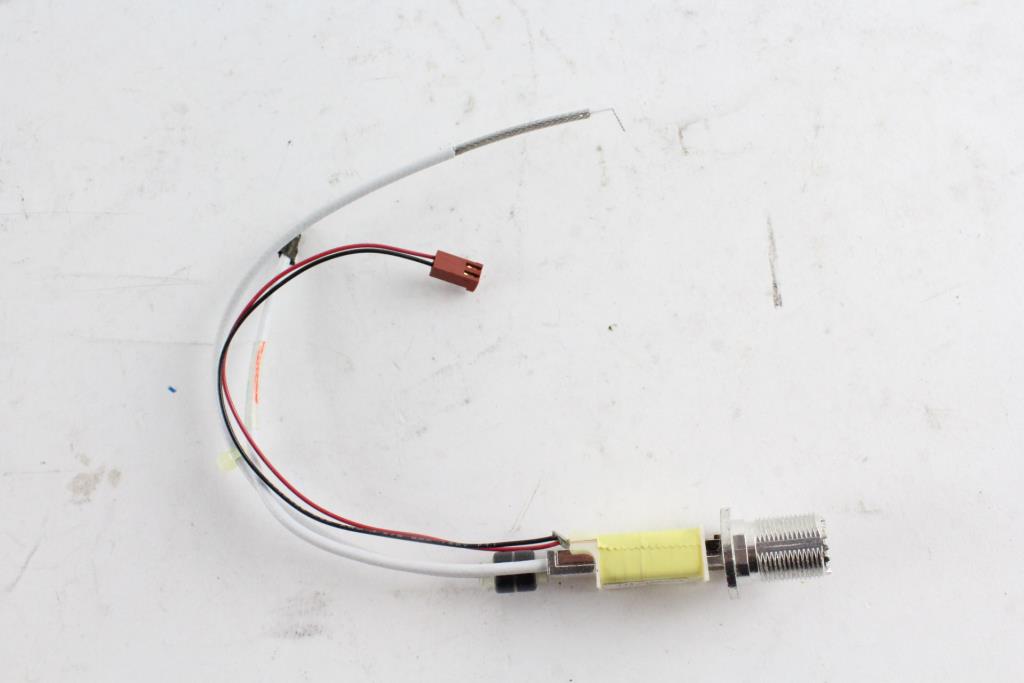 Motorola Maratrac UHF Antenna Relay | Property Room