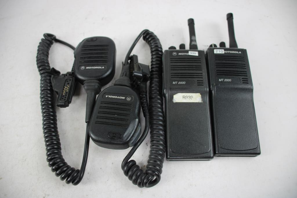 Motorola MT 2000 Flashport Radio Sets, 2+ Pieces | Property Room