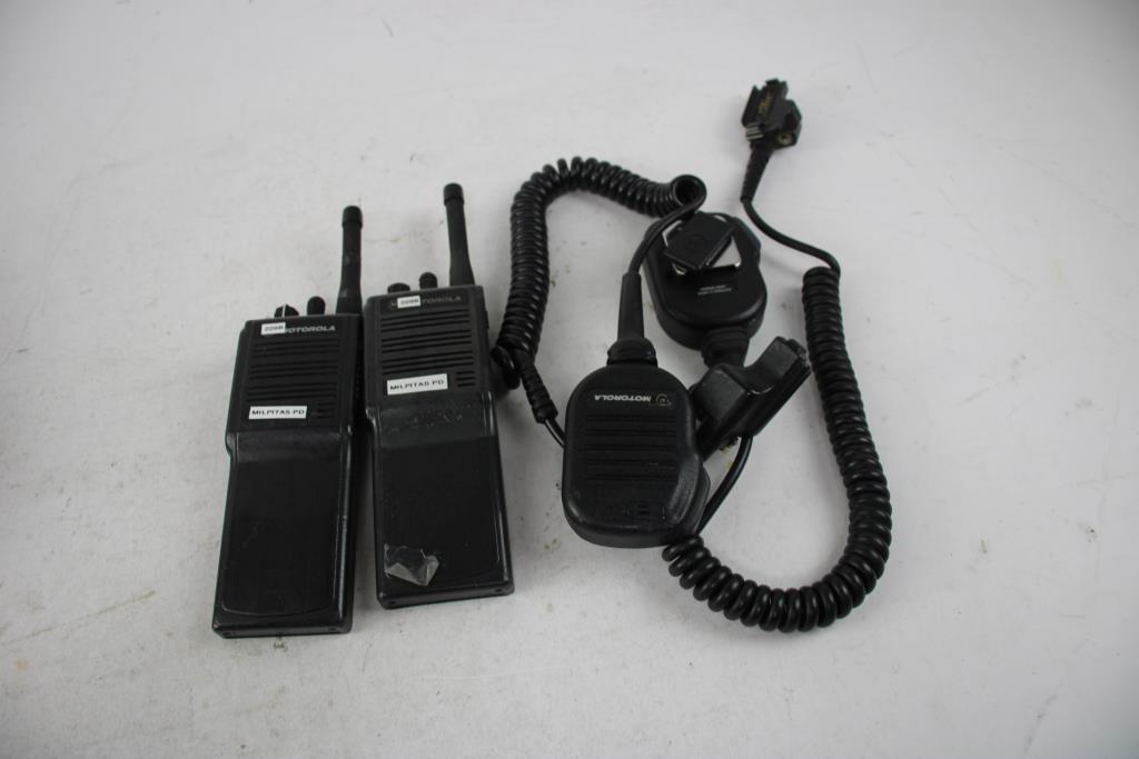 Motorola Mt 2000 Flashport Radios, 2+ Pieces | Property Room