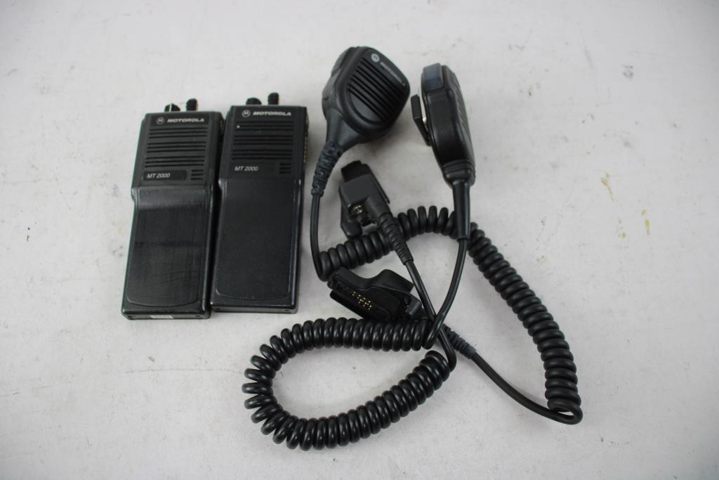 Motorola Mt 2000 Flashport Radios, 2+ Pieces | Property Room