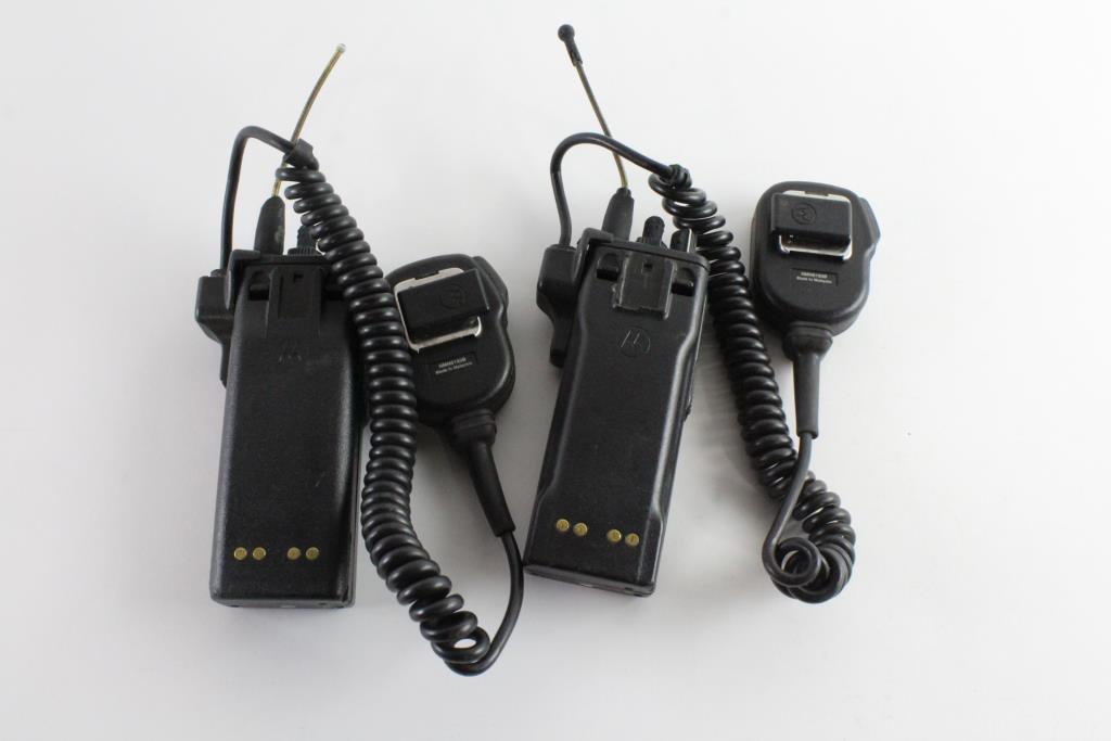 Motorola MTS 2000 Two Way Radio With Remote Speaker Microphone, 2 ...