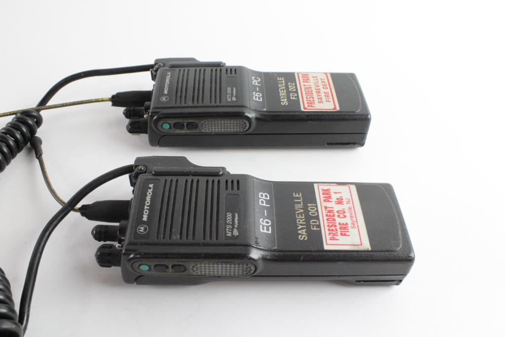 Motorola MTS 2000 Two Way Radio With Remote Speaker Microphone, 2 ...