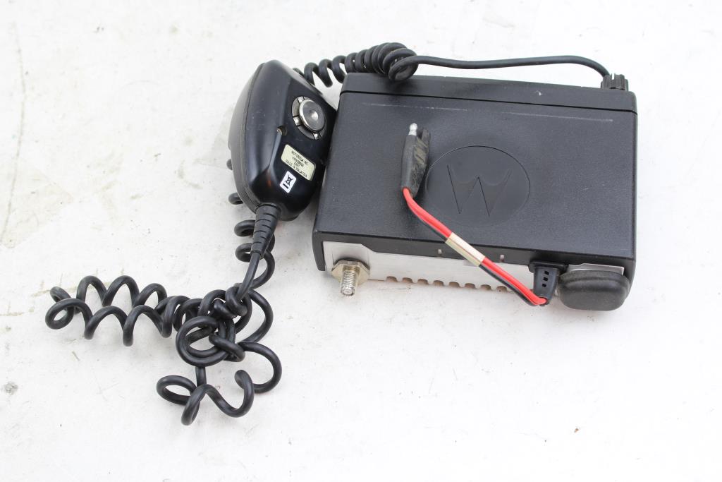 Motorola Radius CM200 CB Radio With Microphone | Property Room