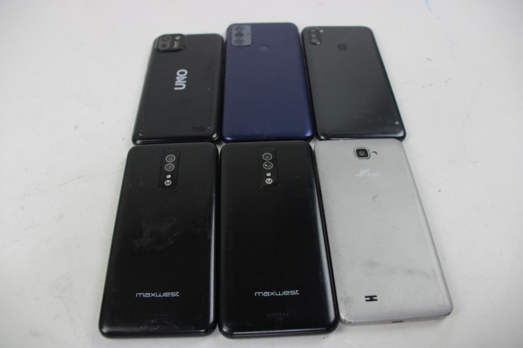 Motorola, Samsung Uno Cell Phone Lot, 6 Pieces, Sold For Parts ...