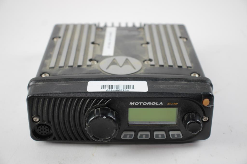 Motorola XTL1500 Radio | Property Room