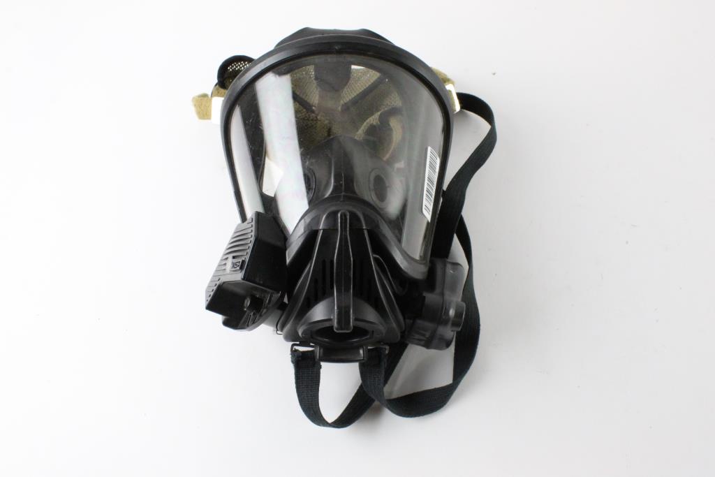 MSA Face Mask, Size Medium | Property Room