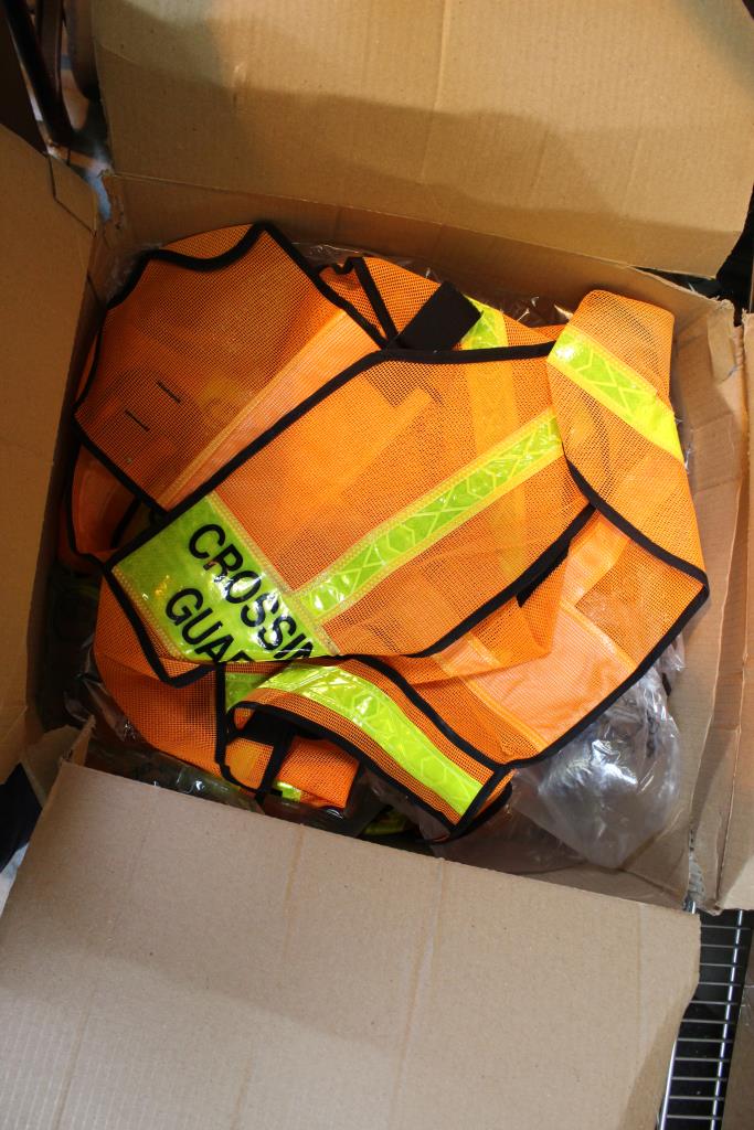 MTS Crossing Guard Vests 20+ Pieces | Property Room