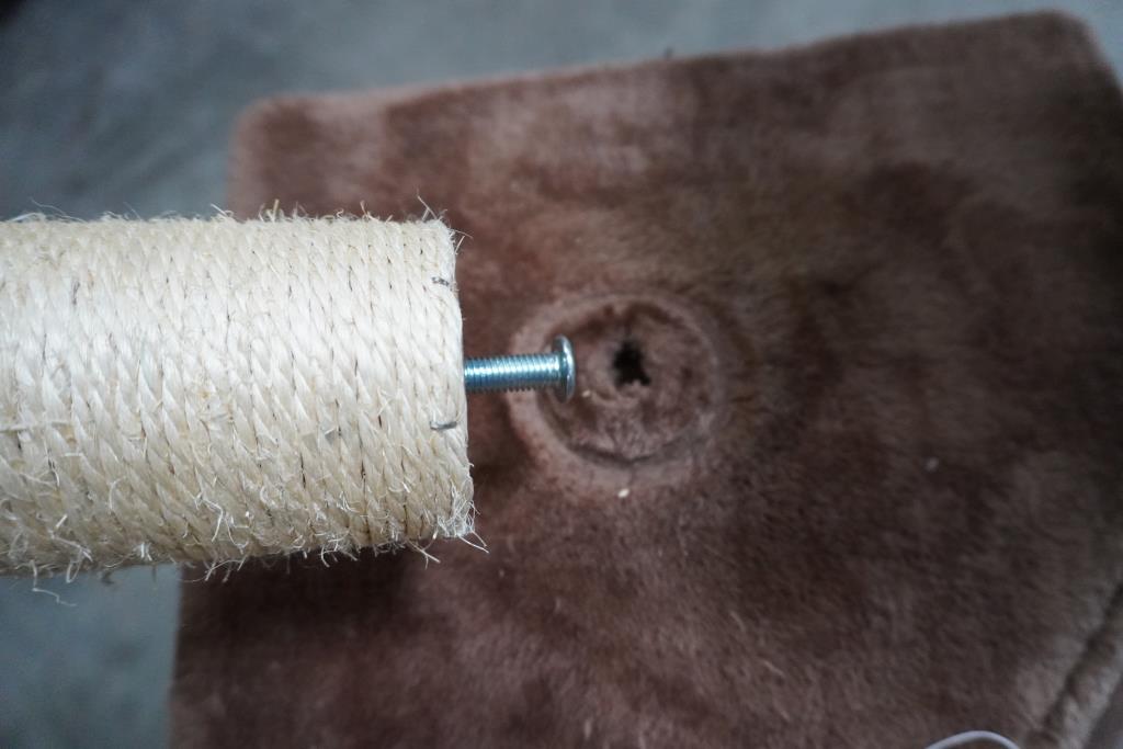 Multi Level Cat Condo | Property Room