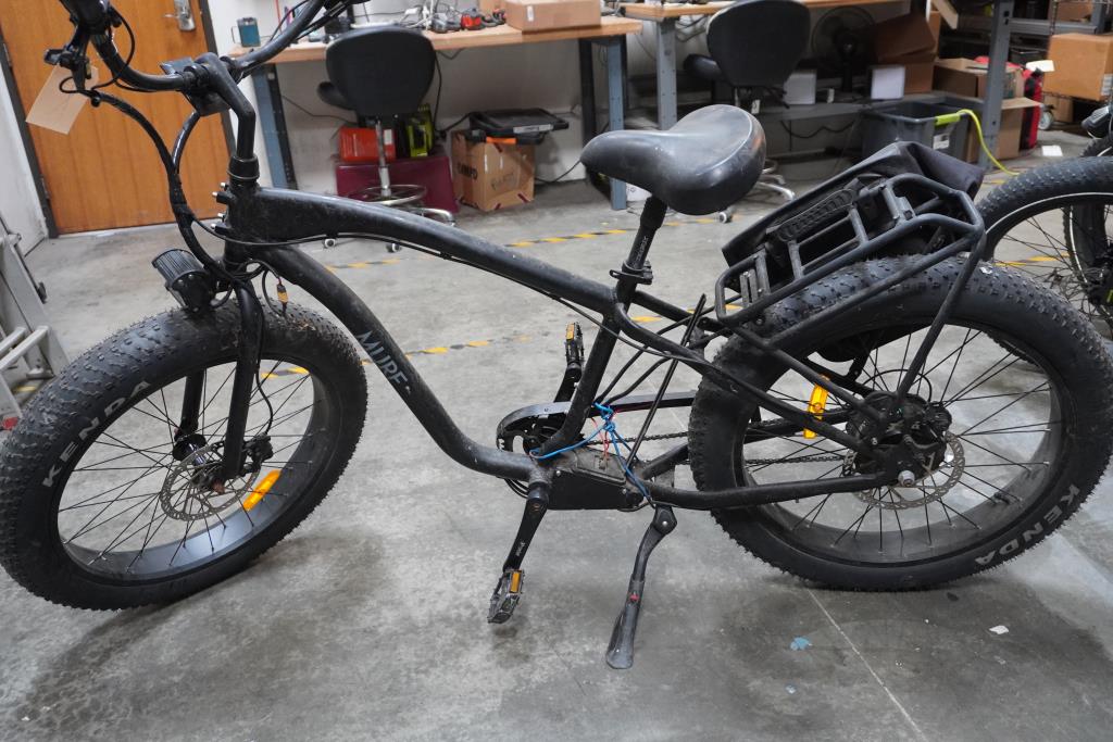 Murf Black Electric Bike | Property Room