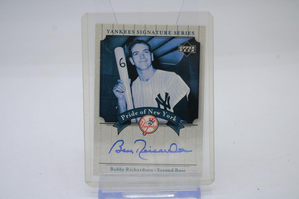 New York Yankees Autographed Trading Cards Lot | Property Room