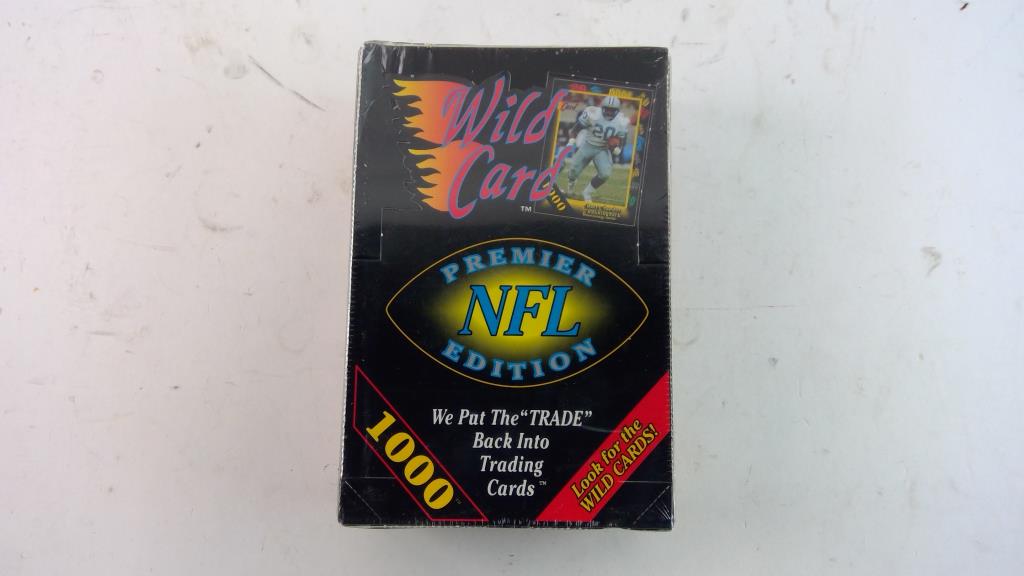 NFL Wild Card Packs, 100+ Cards | Property Room