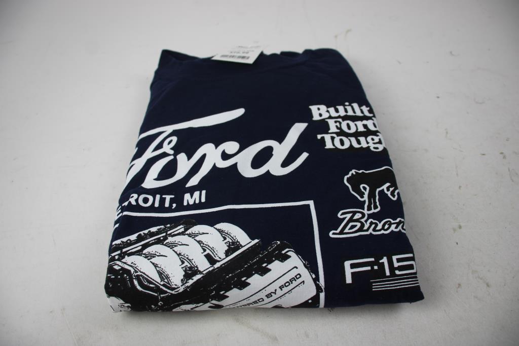 Nickelodeon, Ford, Sweaters,M, L, 2 Pieces | Property Room