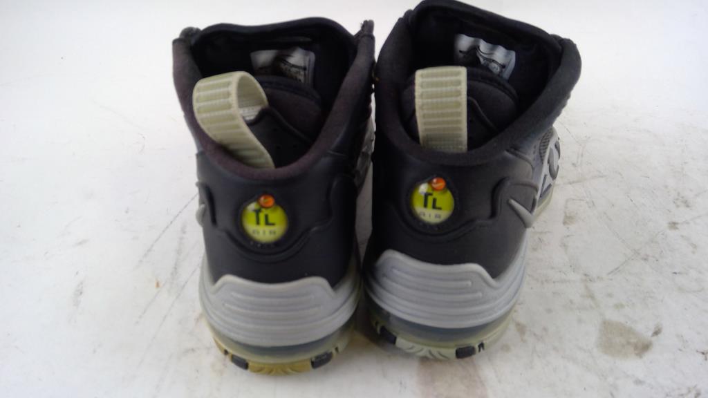 Nike Airmax Pillar Mens Shoes Sisze 8.5 | Property Room