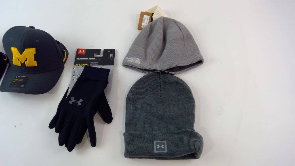 Nike Hats And More, 5 Pieces | Property Room