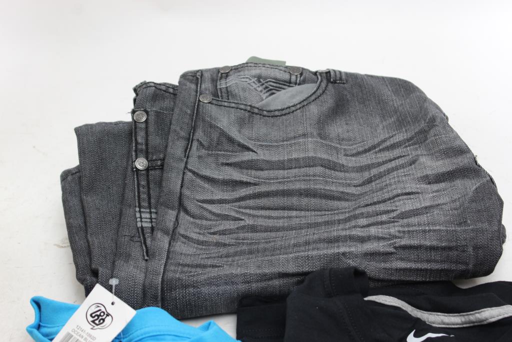 Nike, Lot29 Shirt,s Old Skool Pants Clothing Lot, 3 Pieces | Property Room