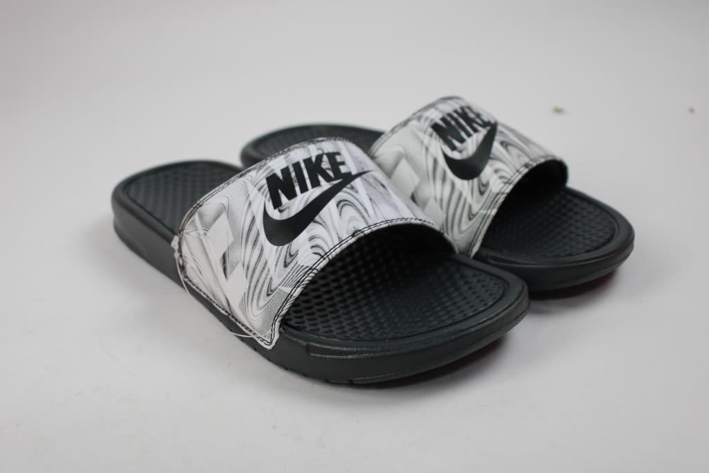 Nike Men's Benassi JDI Slides, Size 8 | Property Room