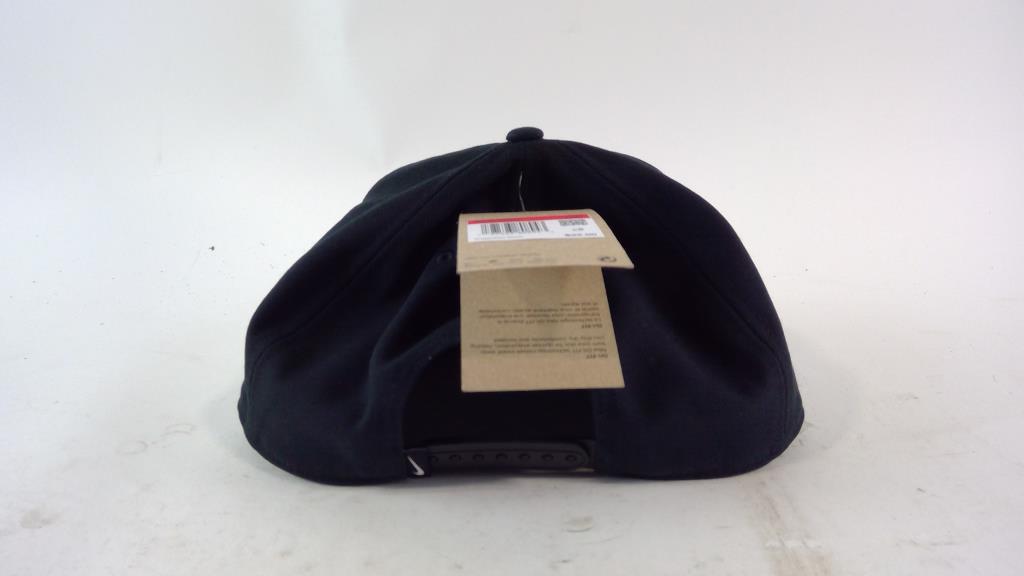 Nike Pro Hat | Property Room