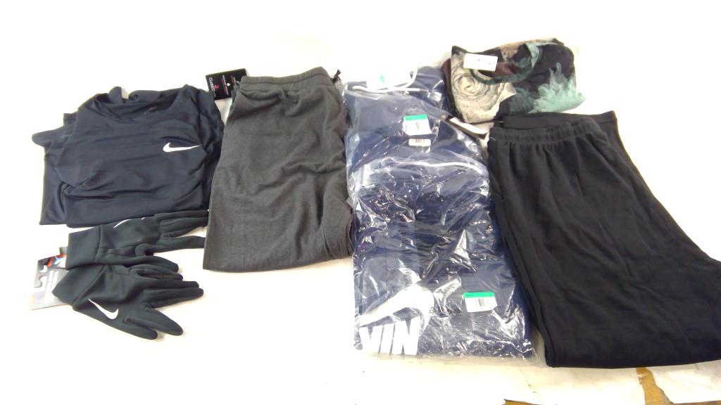 Nike Pro Tank Top And More, 5+ Pieces | Property Room