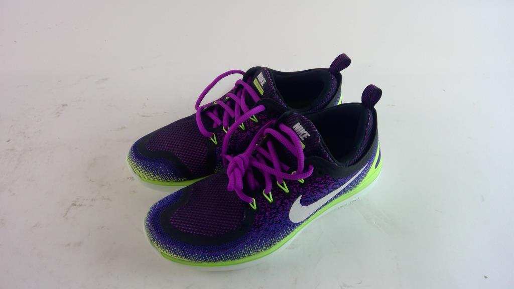 Nike Run Natural Shoes For Women, 8.5 | Property Room
