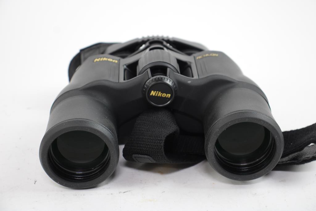 Nikon 10x42 Aculon Binoculars | Property Room