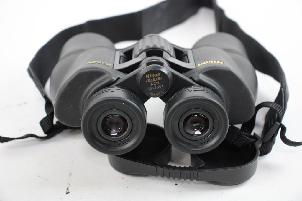 Nikon 10x42 Aculon Binoculars | Property Room