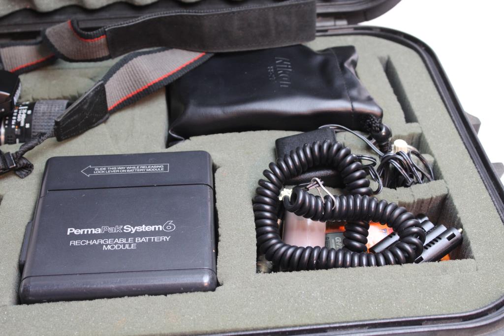 Nikon AF N6006 35mm SLR Camera With Accessories | Property Room