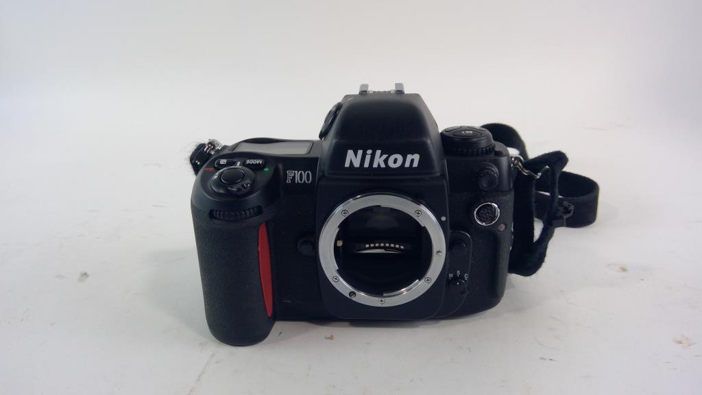 Nikon F100 35mm SLR Camera | Property Room