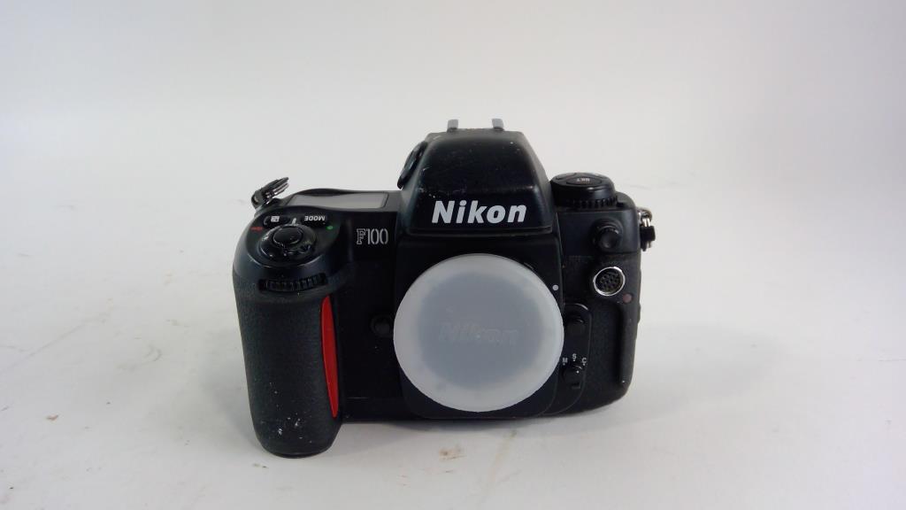 Nikon F100 35mm SLR Camera | Property Room