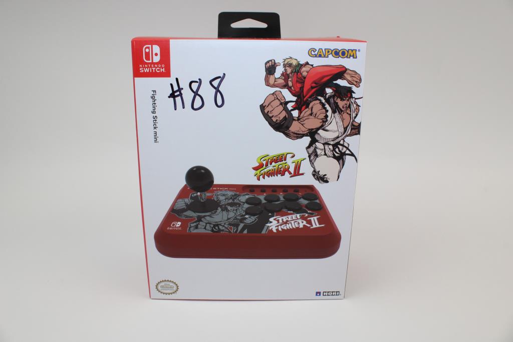 Nintendo Switch Capcom Street Fighter II Fighting Stick Mini | Property ...