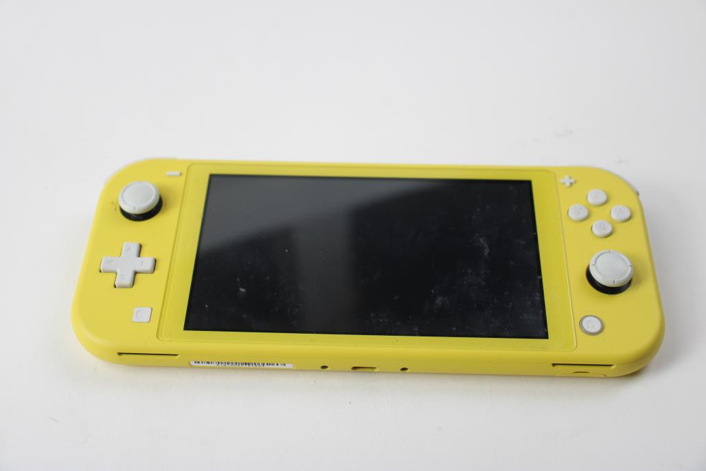 Nintendo Switch Lite, Yellow | Property Room