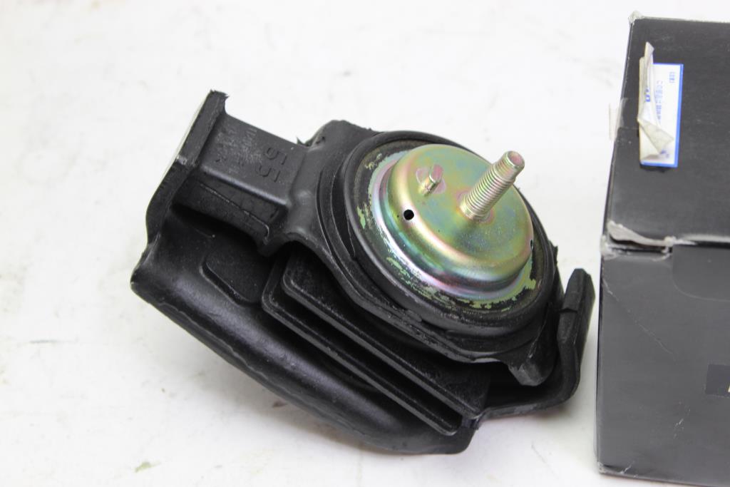 Nismo Right Engine Mount | Property Room